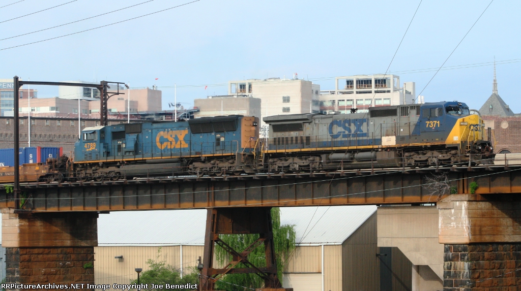 CSX 7371 & 4789